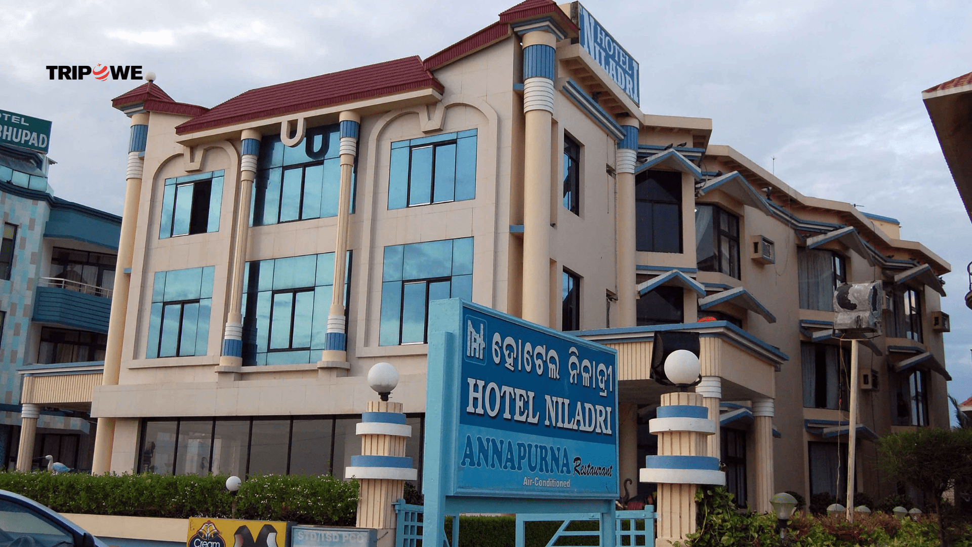 Jagannath Mandir Puri with darshan, timings, distance and full ...